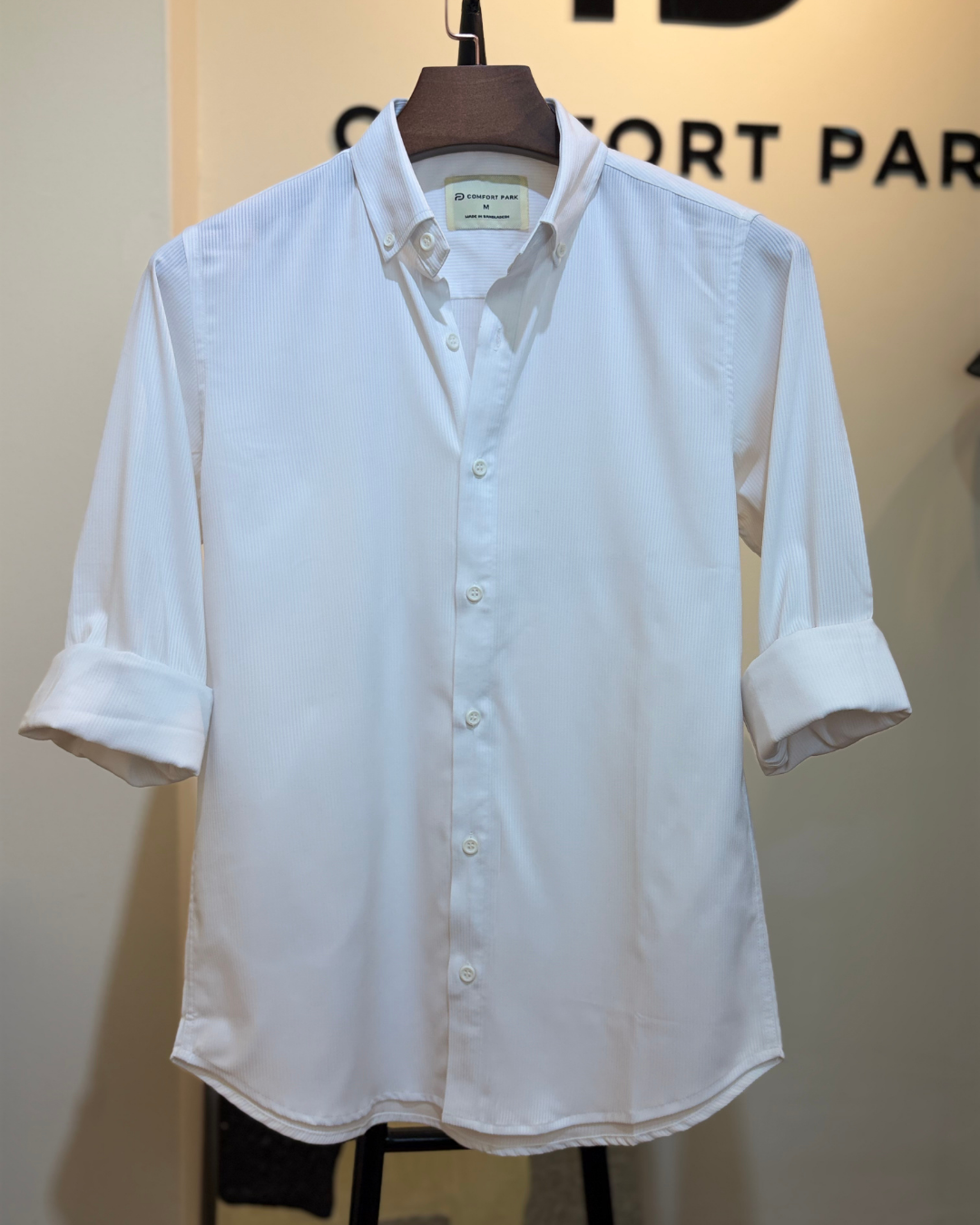 Off-white shirt with subtle texture – Comfort Park